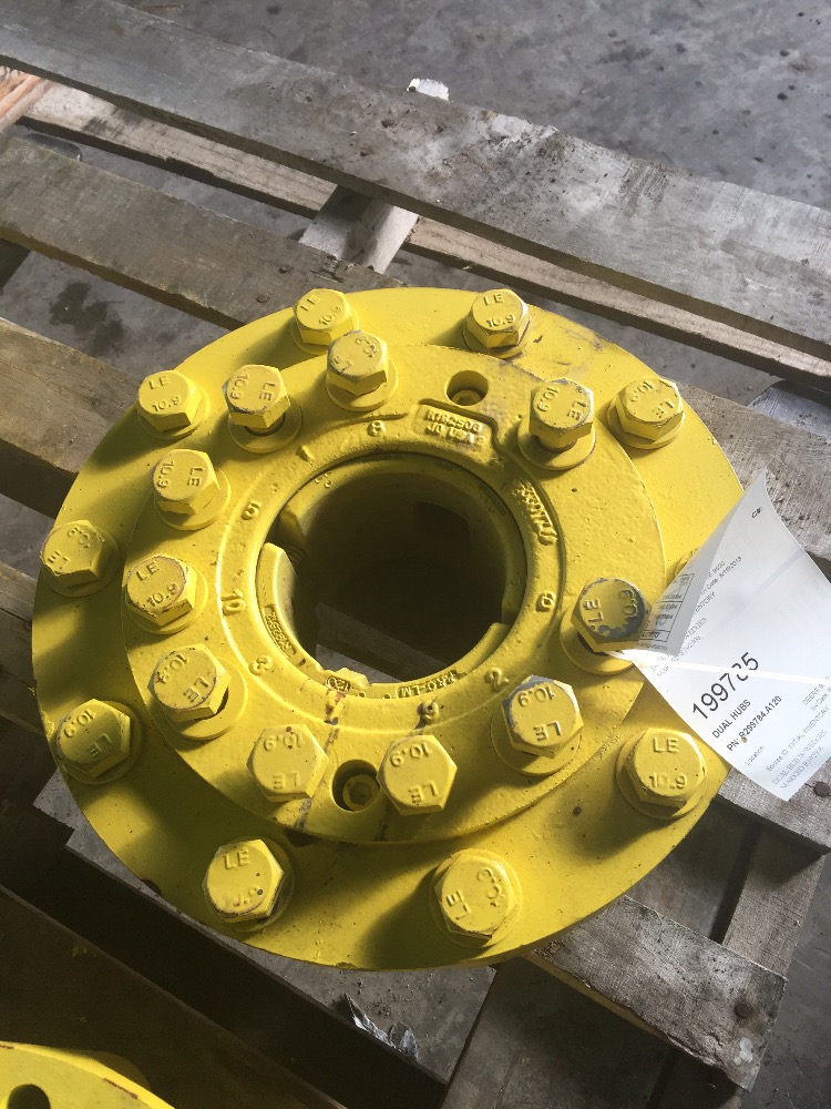 John Deere 9520 Dual Hubs john-deere-9520-dual-hubs